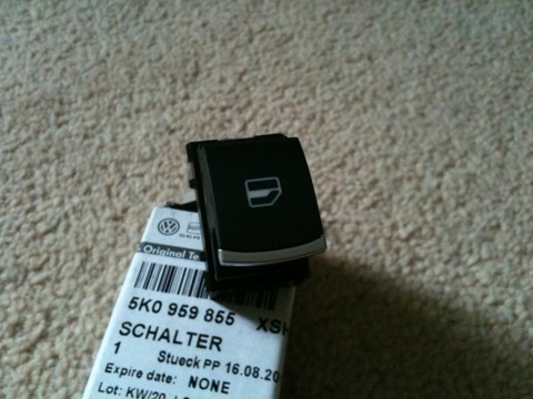 5K0959855 Выключатель электростеклоподъемника VAG | Запчасти на DRIVE2