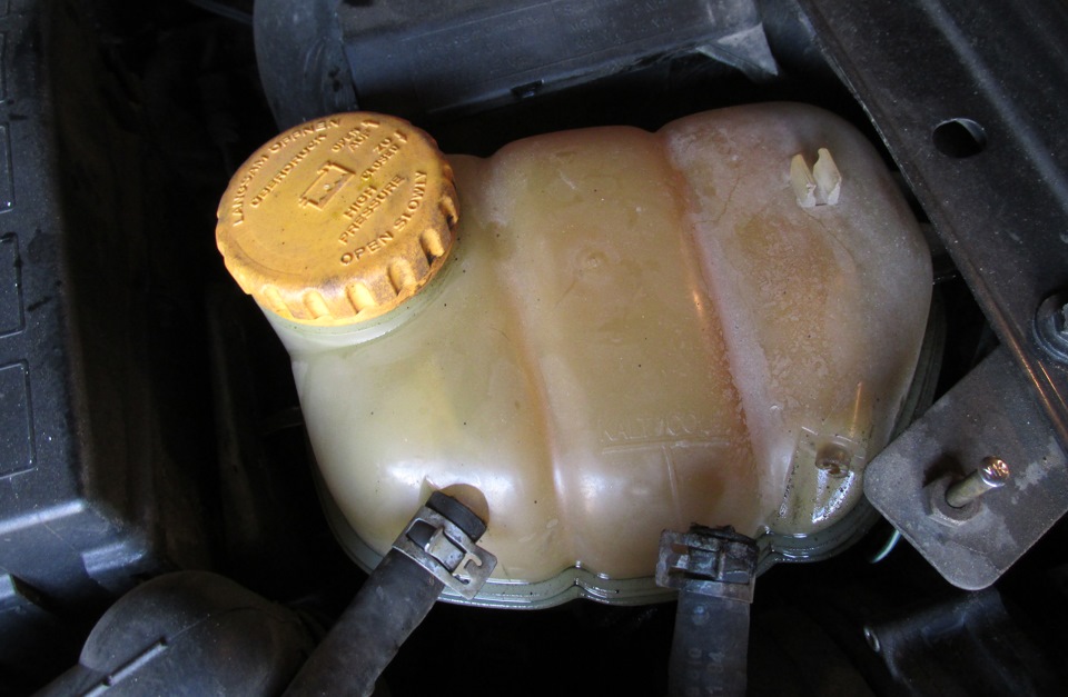 Замена термостата и бочка охж. — Opel Vectra B, 2 л, 1998 года | своими ...