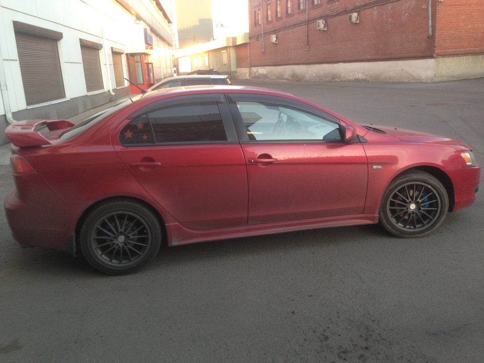 Взял на лето диски — Mitsubishi Lancer X, 2 л, 2007 года | колёсные диски | DRIVE2