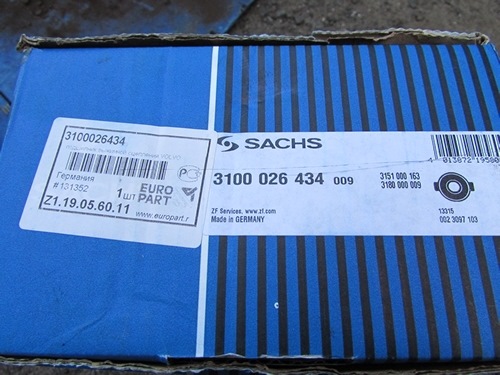 замена выжимного подшипника и диска сцепления… — VOLVO FH-12, 1,2 л ...