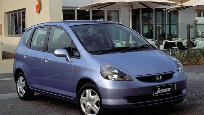 Honda Jazz (1G) 1.3 бензиновый 2003 | 1 на DRIVE2