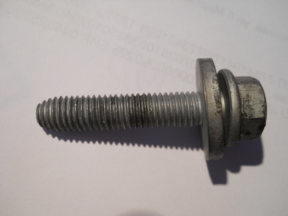 7703602318 Болт м10 RENAULT | Запчасти на DRIVE2