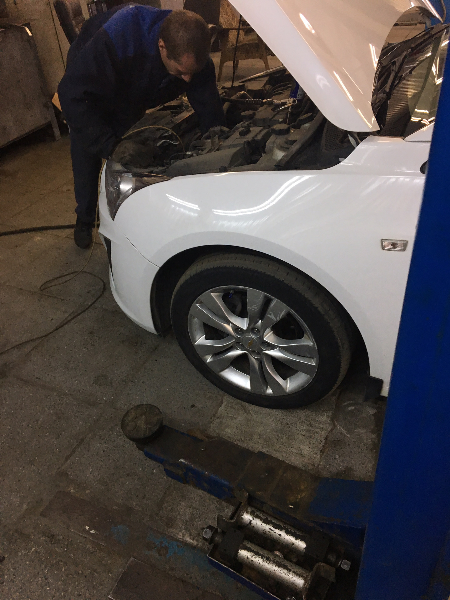 Трубки! Труба ! 😁 — Chevrolet Cruze (1G), 1,6 л, 2013 года | визит на ...