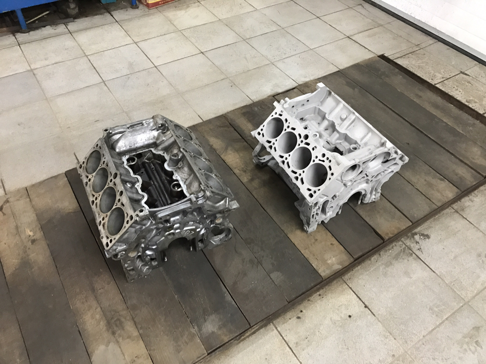 ABZ и Рестайл теперь станут столами — Audi A8 (D2), 4,2 л, 2002 года ...