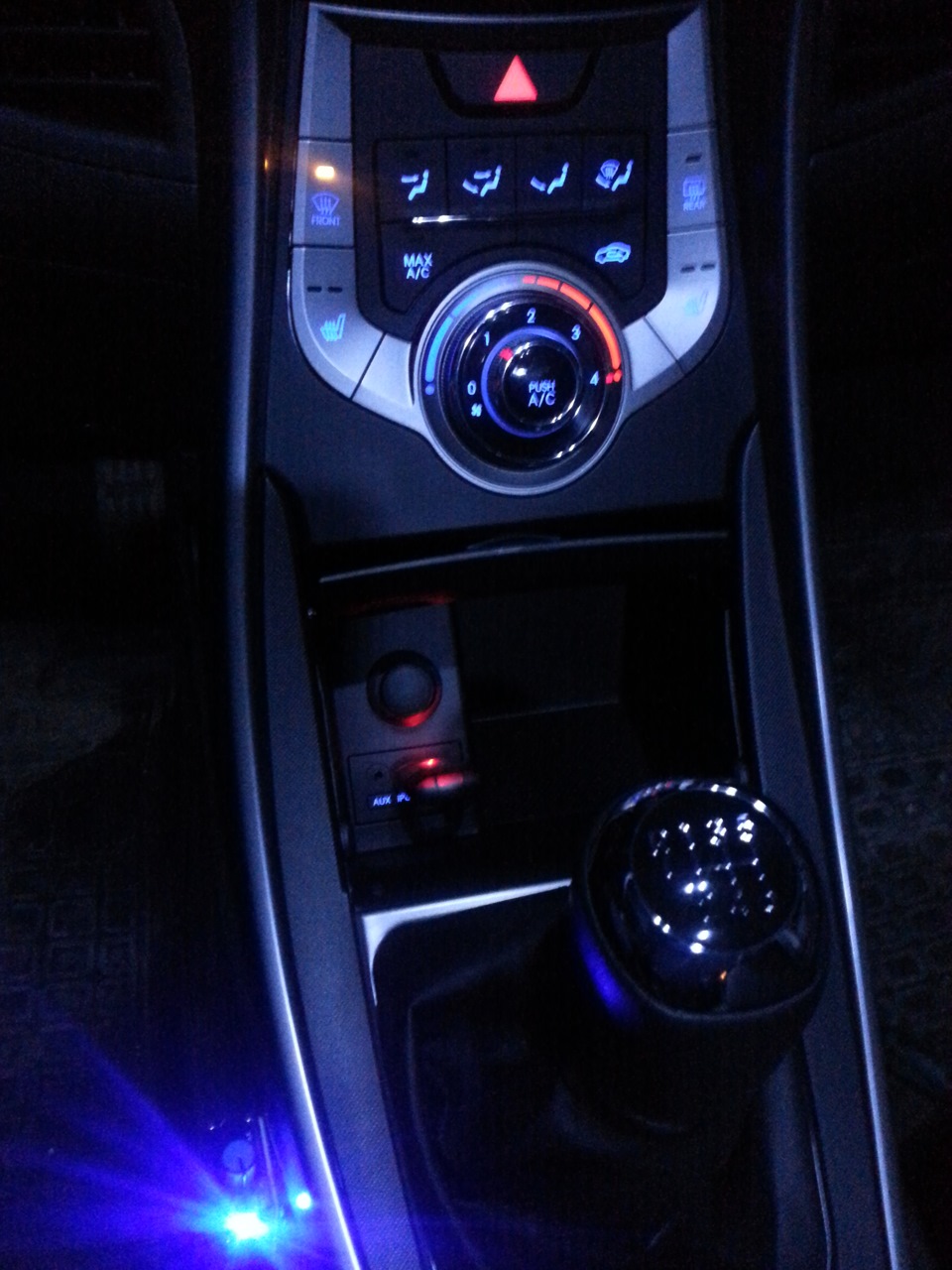 установка мультибокса — Hyundai Elantra (5G), 1,6 л, 2012 года ...