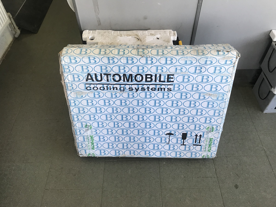 Радиатор охлаждения "w124 e500" и универсальный маслокулер — Mercedes ...