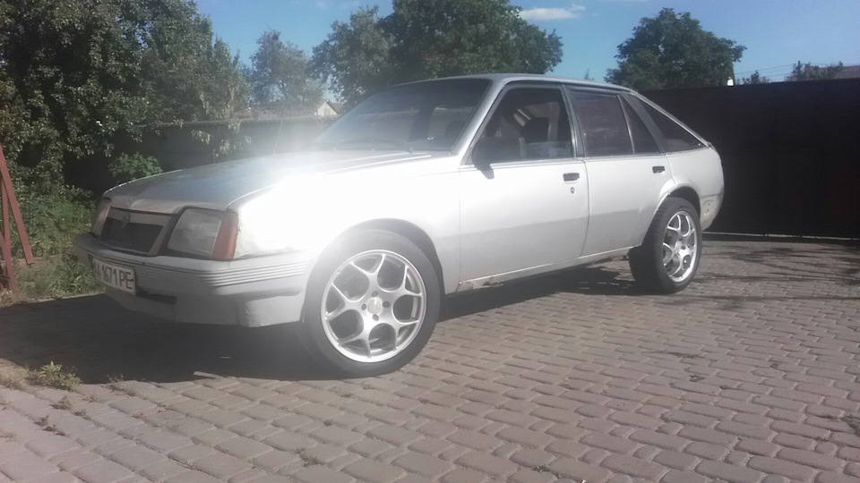 Не долго музыка играла… — Opel Ascona C, 1,8 л, 1985 года | поломка | DRIVE2