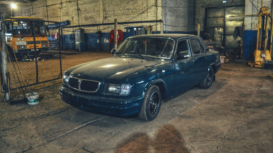 47. Звук выхлопа — ГАЗ 3110, 2,4 л, 2001 года | видео | DRIVE2