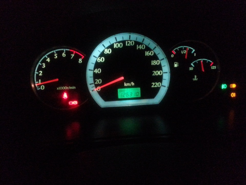 Пара приятных мелочей — Chevrolet Lacetti 5d 1 4 л 2006 года