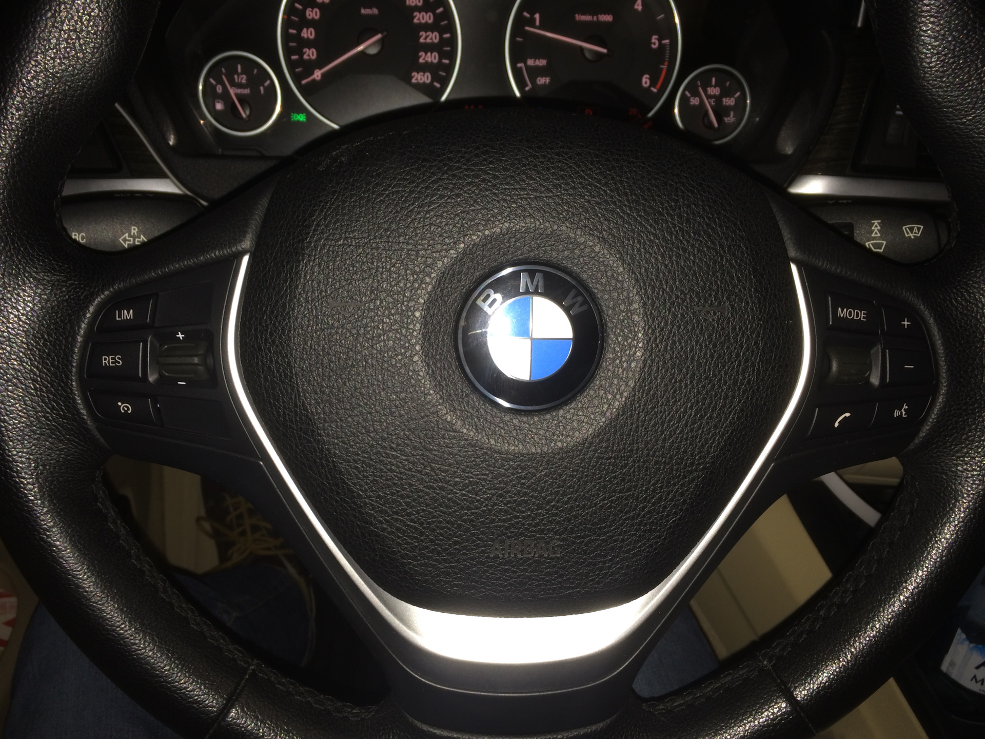 Круиз-контроль с функцией подтормаживания (опция S544A) — BMW 3 series ...