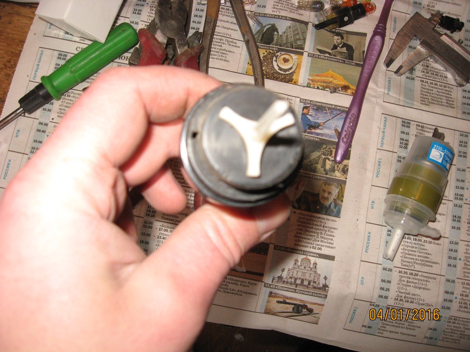 замена моторчика омывателя — Lada Приора универсал, 1,6 л, 2010 года ...