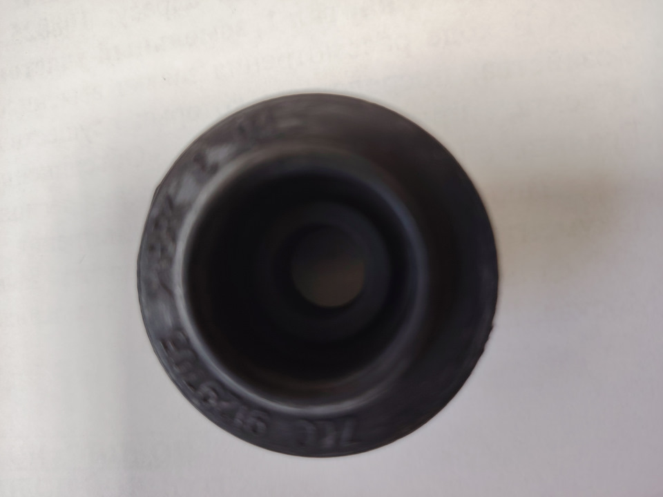 Втулки крепления корпуса фильтра GENERAL MOTORS 09202941 и GENERAL ...