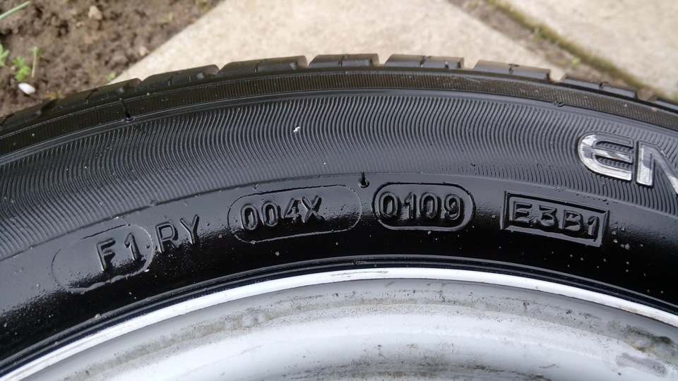 Продам комплект колес Michelin energy 155/70 r13 — ЗАЗ 1103, 1,2 л ...