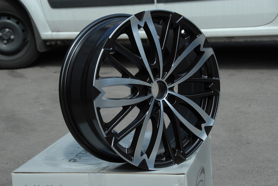 Sakura Wheels 756A 18'' 114.3x5 ET38 7.0J DIA73.1 — Moscow Wheels and ...
