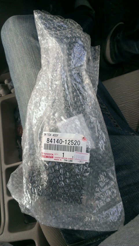 8414012520 Переключатель подрулевой TOYOTA COROLLA SPACIO, VITZ, WISH ...