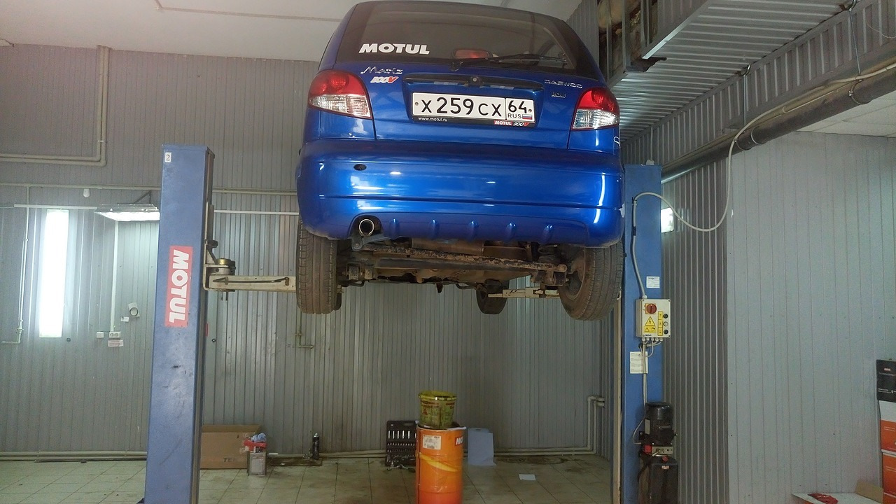 Поменяли масло))) MOTUL 300V — Daewoo Matiz (M100/M150), 0,8 л, 2012 ...