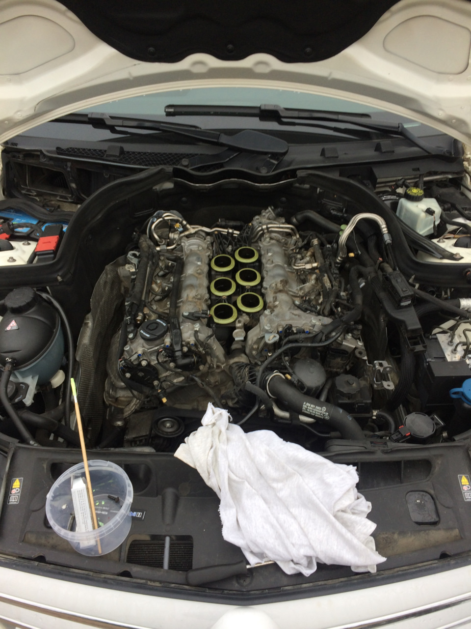 небольшое ТО. — Mercedes-Benz C-Class (W204), 3,5 л, 2011 года ...