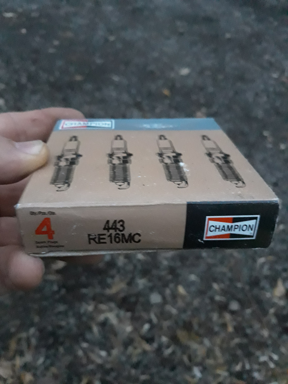 Свечи. Замена — Dodge Caravan IV, 2,4 л, 2004 года | своими руками | DRIVE2