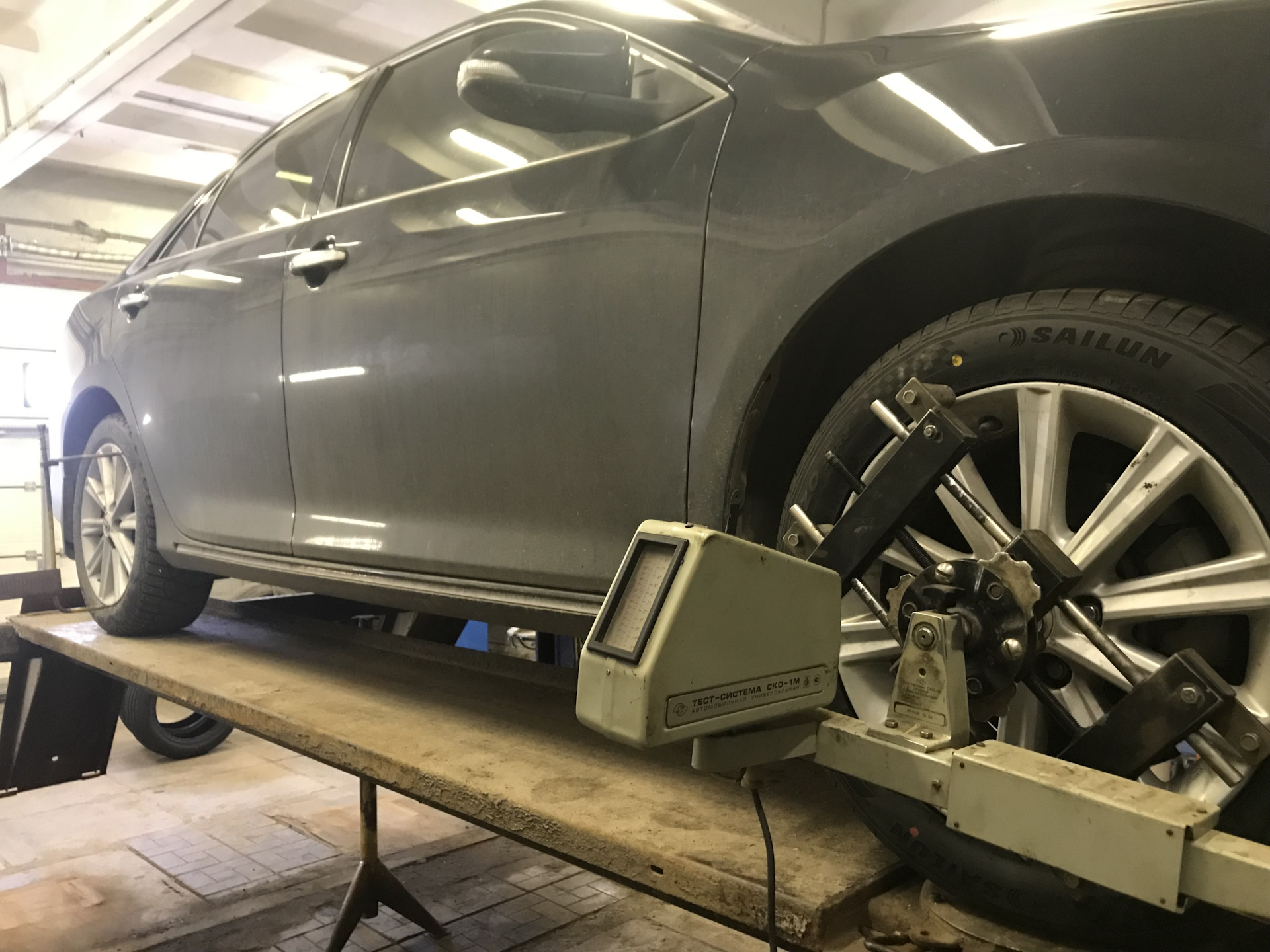 Летняя резина (уже знакомый Китай) — Toyota Camry (XV50), 2,5 л, 2013 ...