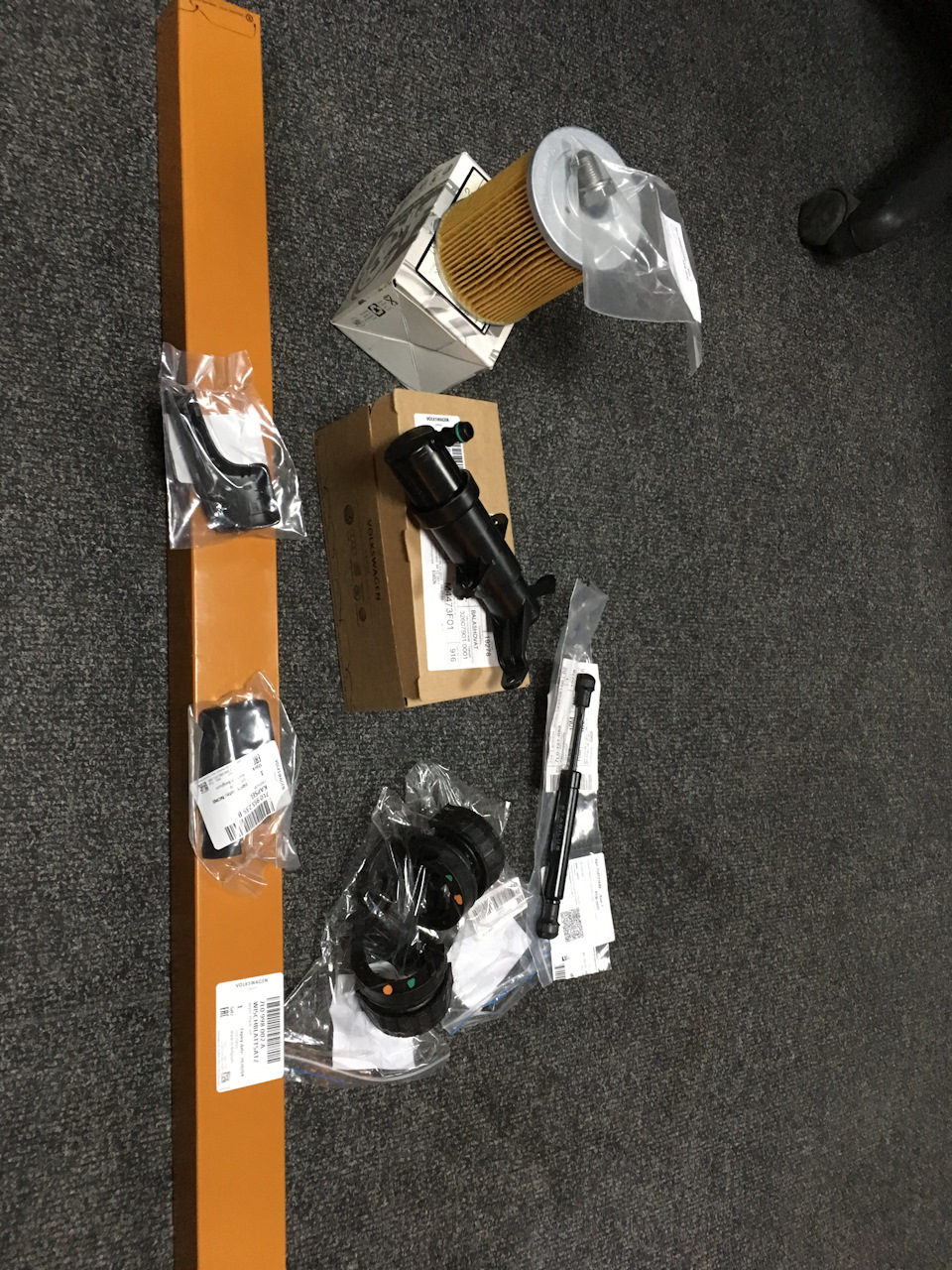 Зап.части и установка — Volkswagen Touareg (1G), 3,2 л, 2005 года ...