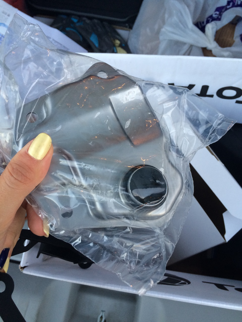 Замена масла в вариаторе — Dodge Caliber, 2 л, 2007 года | визит на ...