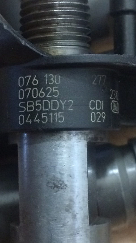 076130277 Форсунка электрическая дизельная Volkswagen Crafter VAG ...