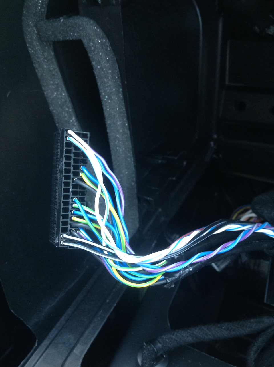 4.2" to 8" MFT part 2 54 PIN APIM PLUG :-( — DRIVE2