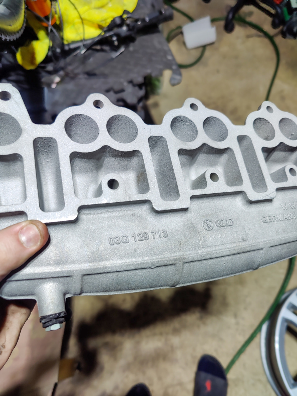 03G129713 Коллектор впускной VAG | Запчасти на DRIVE2