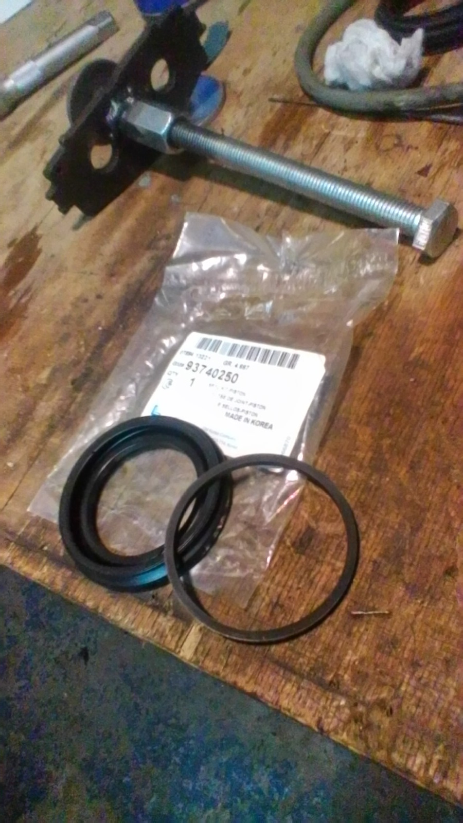 Ремкоплект суппортов — Daewoo Lanos, 1,5 л, 2007 года | своими руками ...