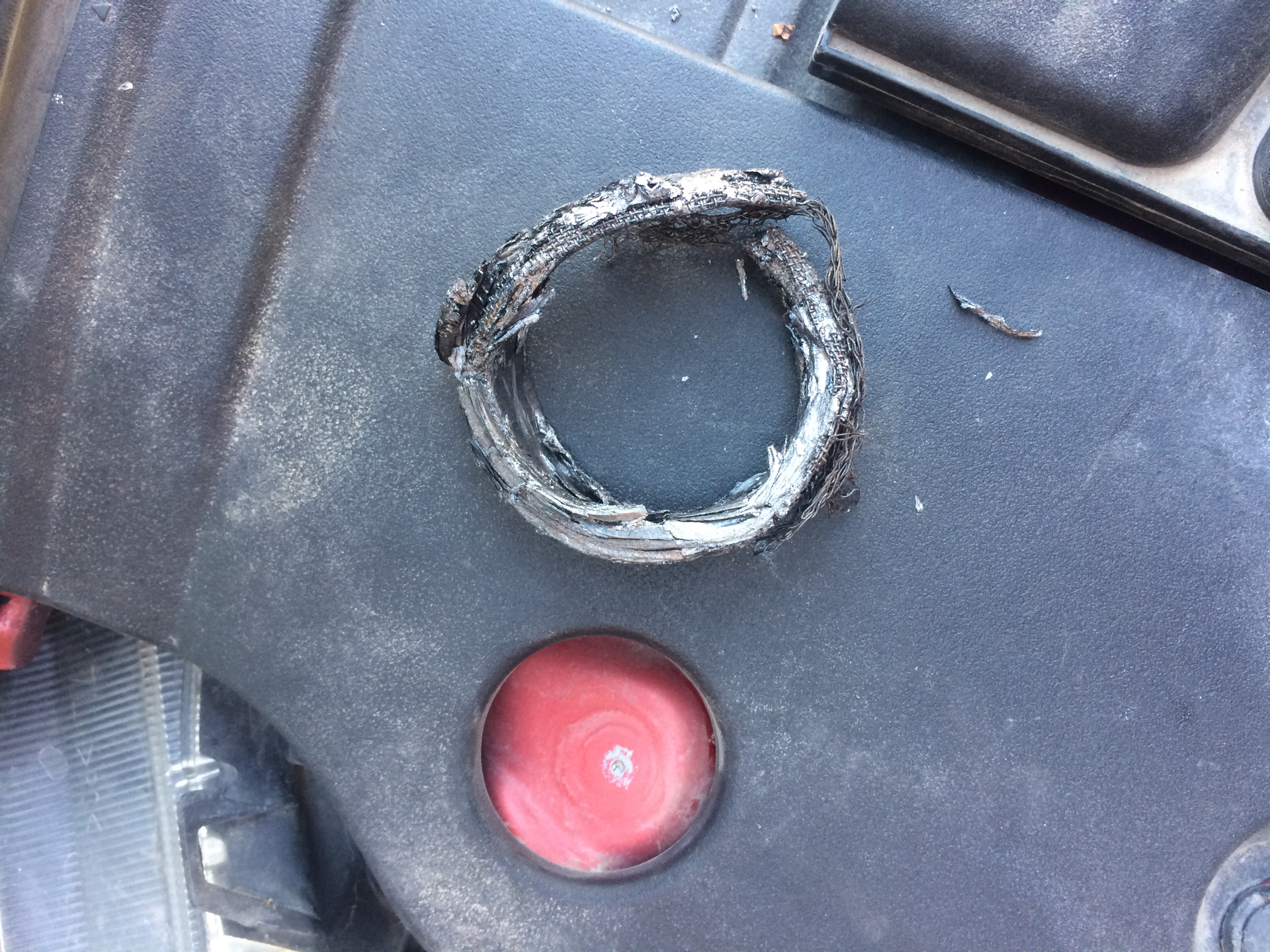 Замена уплотнительного кольца — Mitsubishi Lancer X, 1,5 л., 2008 года ...