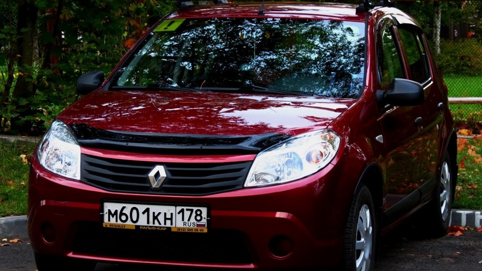 Новый год — Renault Sandero 1G, 1,6 л, 2012 года | страхование | DRIVE2
