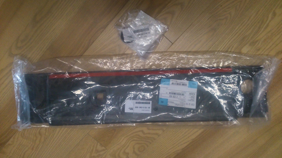 Дооснащение черной блендой и заглушкой Е34 М-стиль — BMW 5 series (E34 ...