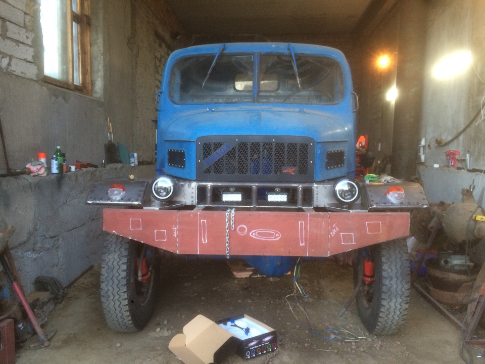 Фары — Tatra Praga V3S, 7,4 л, 1988 года | стайлинг | DRIVE2