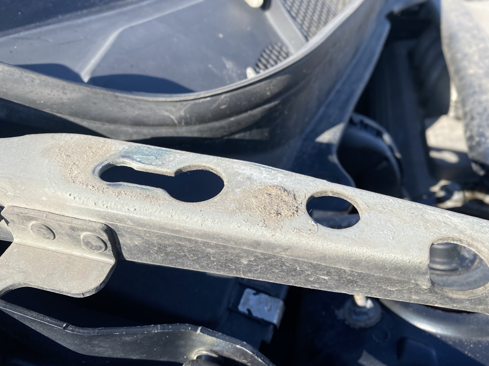 Частная практика: Удаление ржавчины с Volvo XC90 путём замены деталей ...