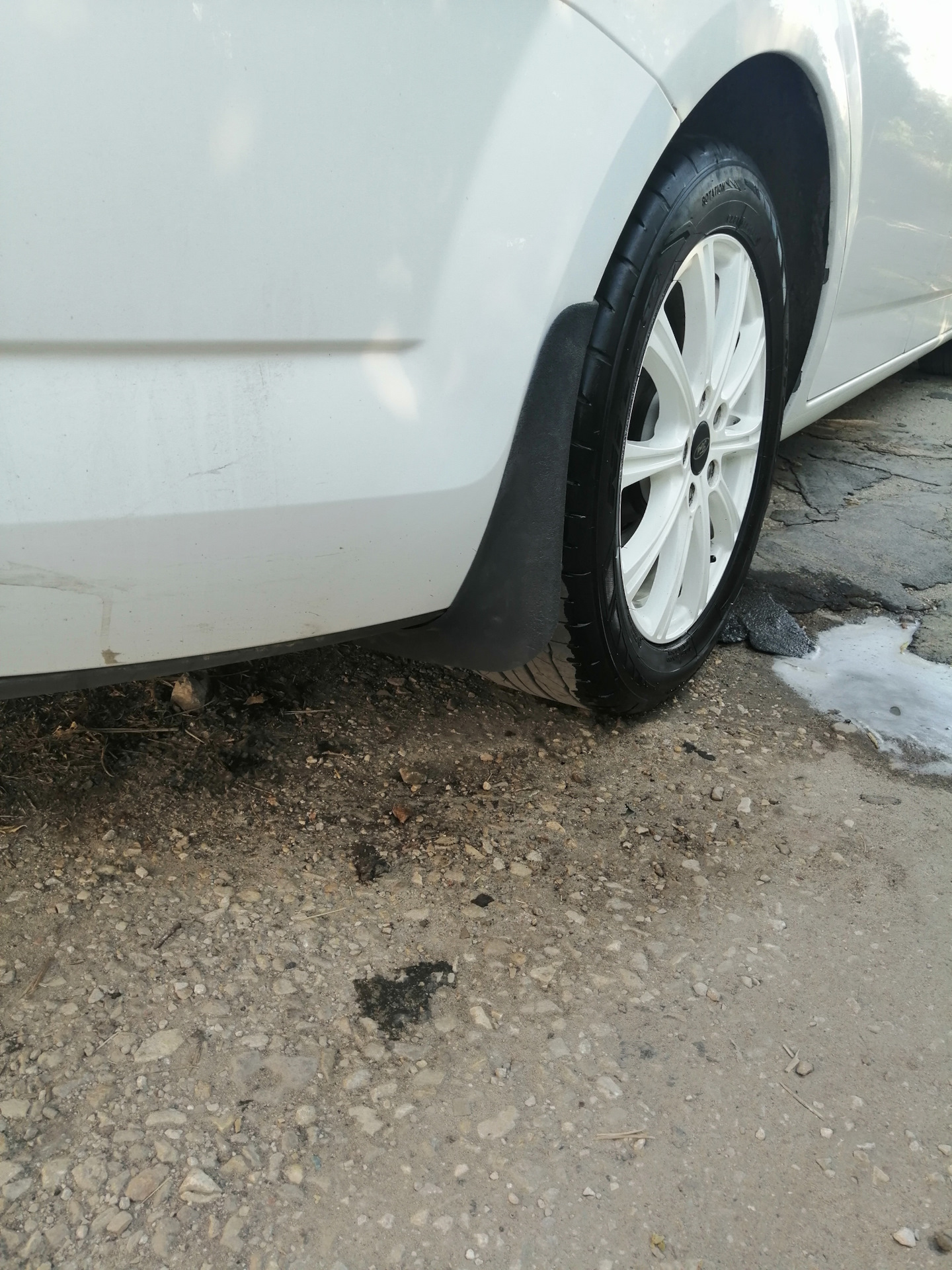 Заколхозил брызговики — Ford Mondeo IV, 2 л, 2008 года | стайлинг | DRIVE2