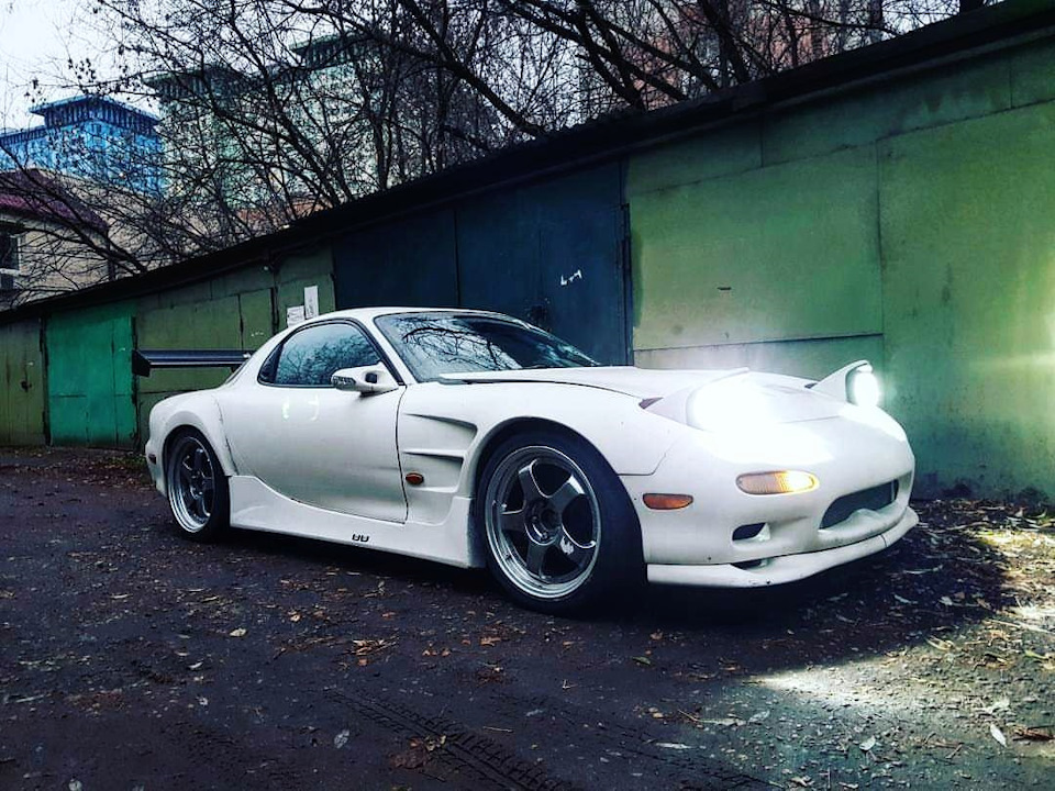Ку-ку — Mazda RX-7 (FD), 1,3 л, 1996 года | фотография | DRIVE2