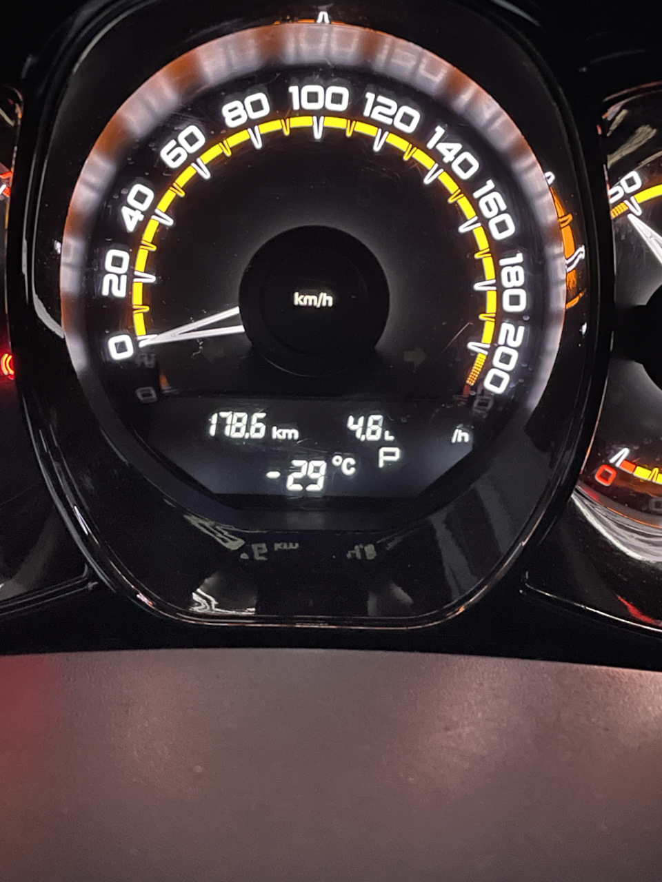 Запуск в минус 30 — Lada Vesta (1G), 1,6 л, 2020 года | наблюдение | DRIVE2