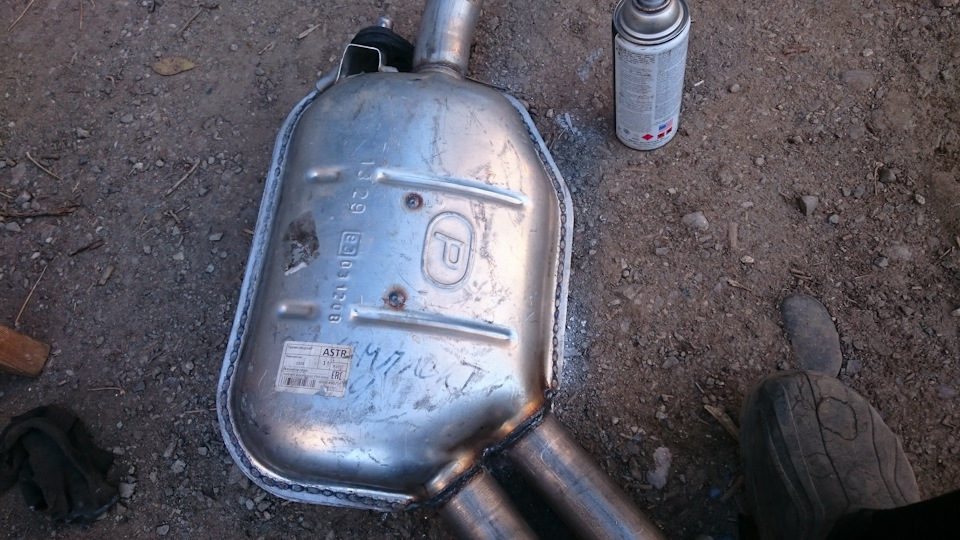 Замена резонатора — Mercedes-Benz E-Class (W124), 2 л, 1995 года ...