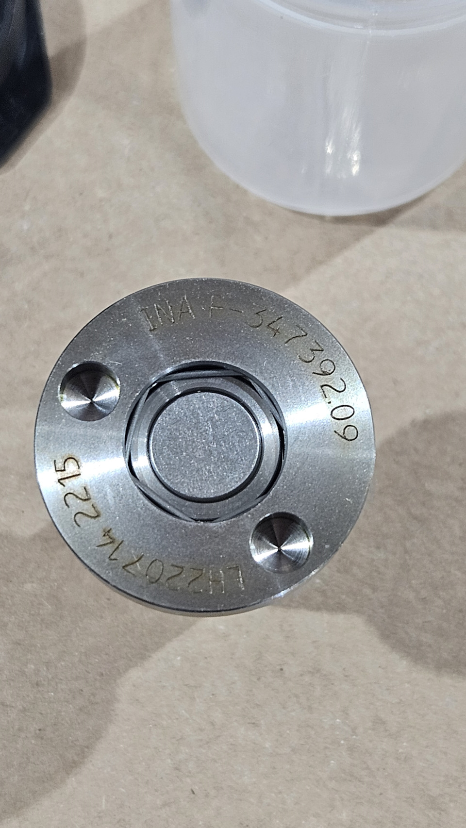 427001610 Центральный клапан регулировки распределительного вала INA ...