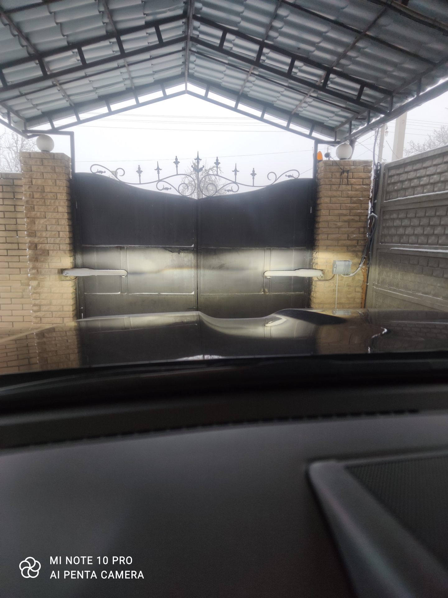 Замена галогенных фар на оригинальный LED — Toyota Land Cruiser Prado ...