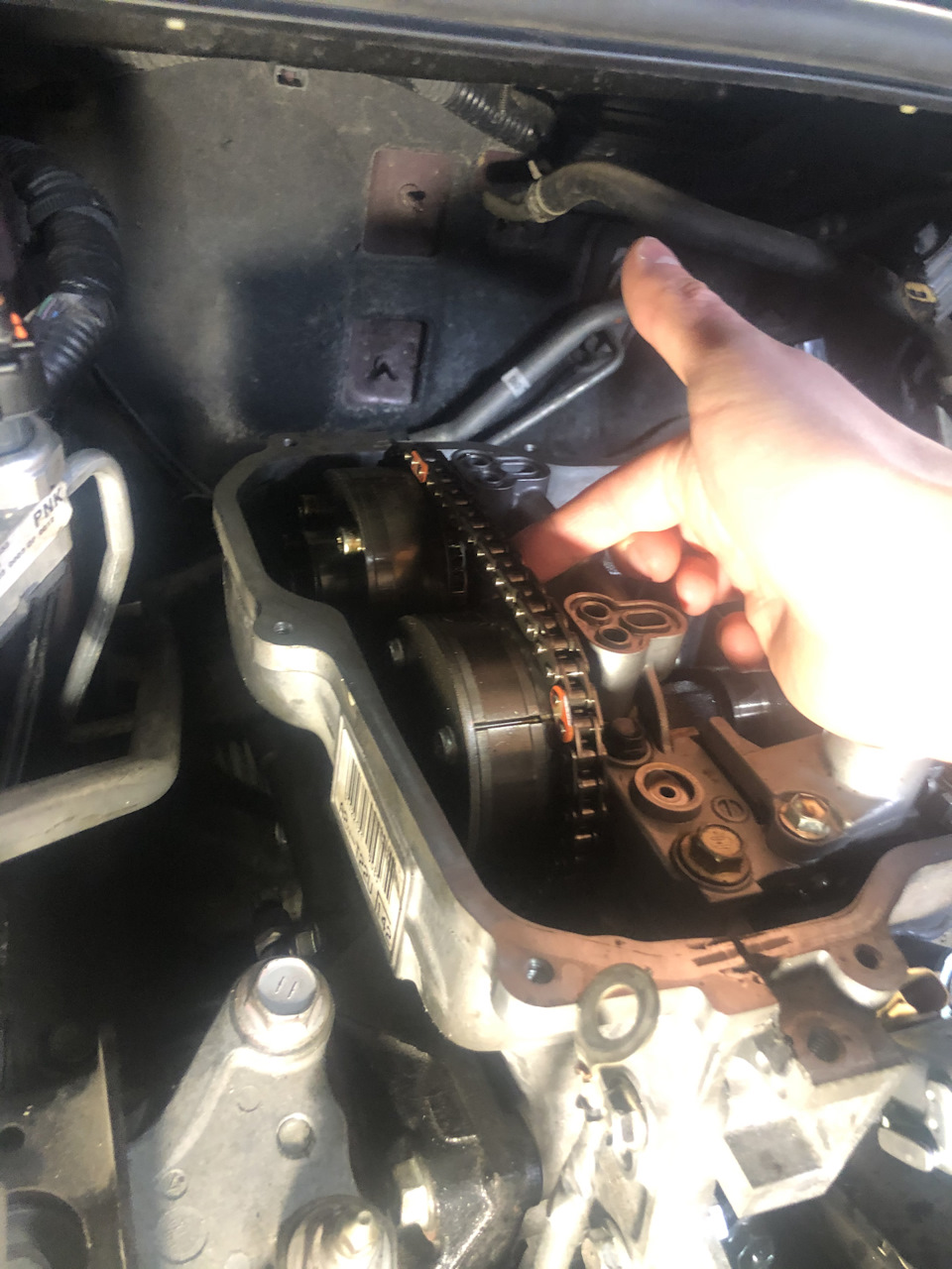 Переуплотнение крышки ГРМ/ТО-85 — Toyota Avensis III, 1,8 л, 2012 года ...