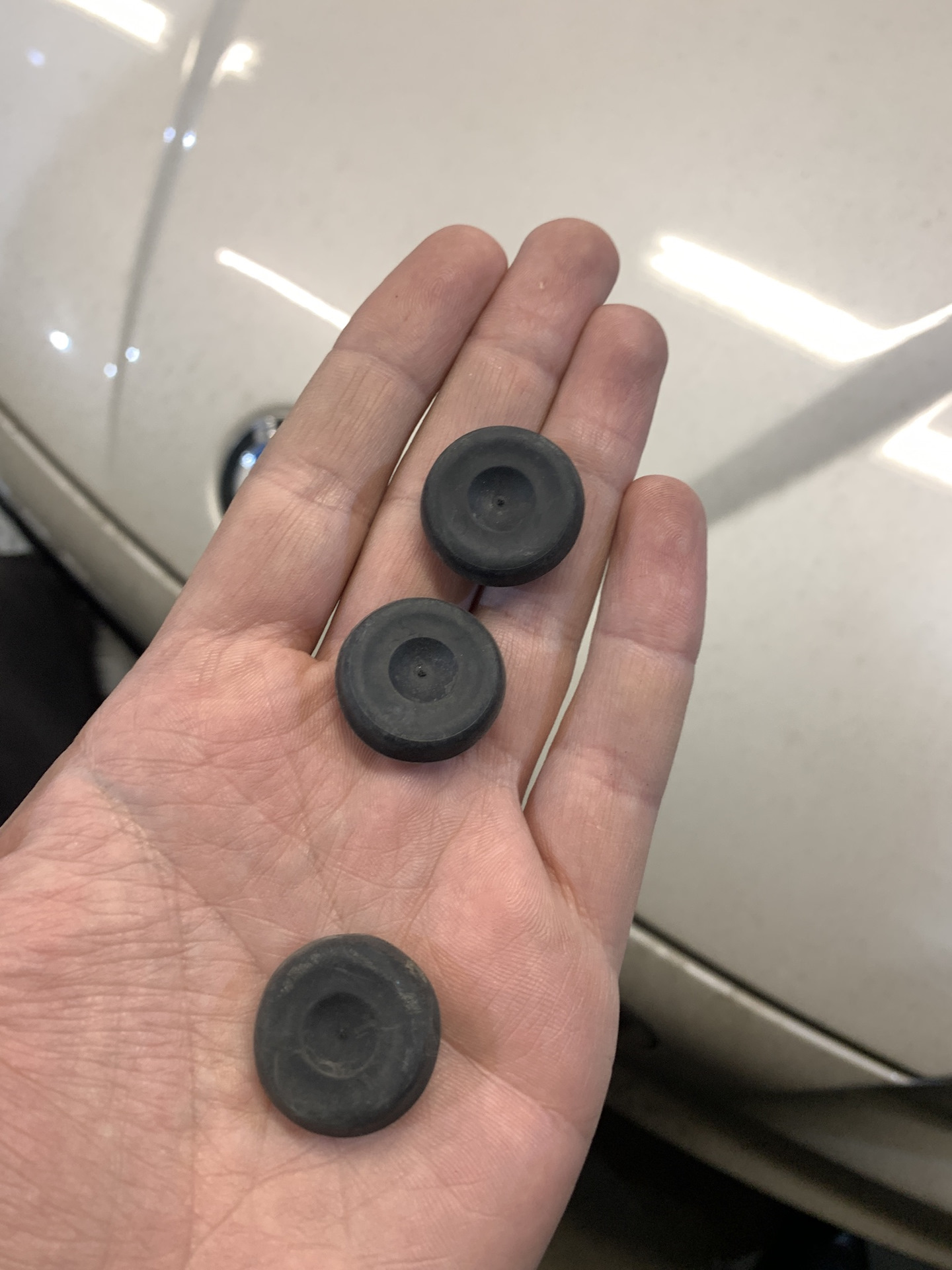 Устранение мелких недочетов. — BMW 6 series (E63), 4,4 л, 2004 года | своими руками | DRIVE2