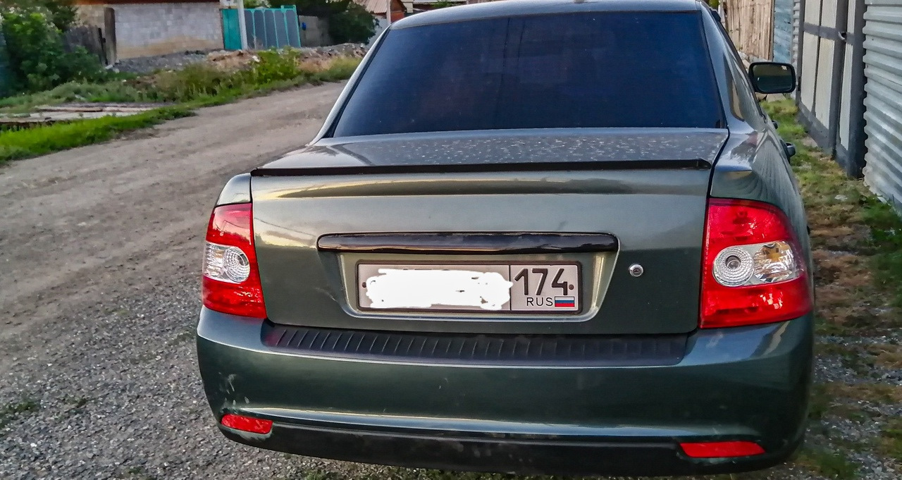 Задний бампер с Приоры-2 на Приору-1 — Lada Приора седан, 1,6 л, 2009 ...