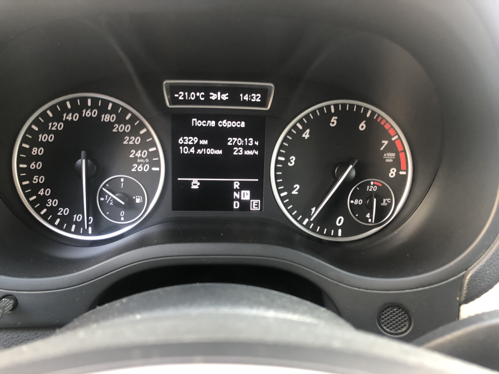 Второе ТО Красного сатурна — Mercedes-Benz B-Class (W246), 1,6 л, 2012 ...