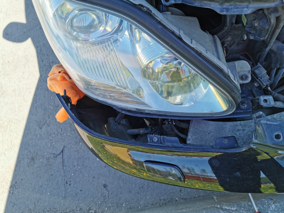 Заменил датчик парктроника, pcv, натяжитель доп ремня, диод в цепь ...