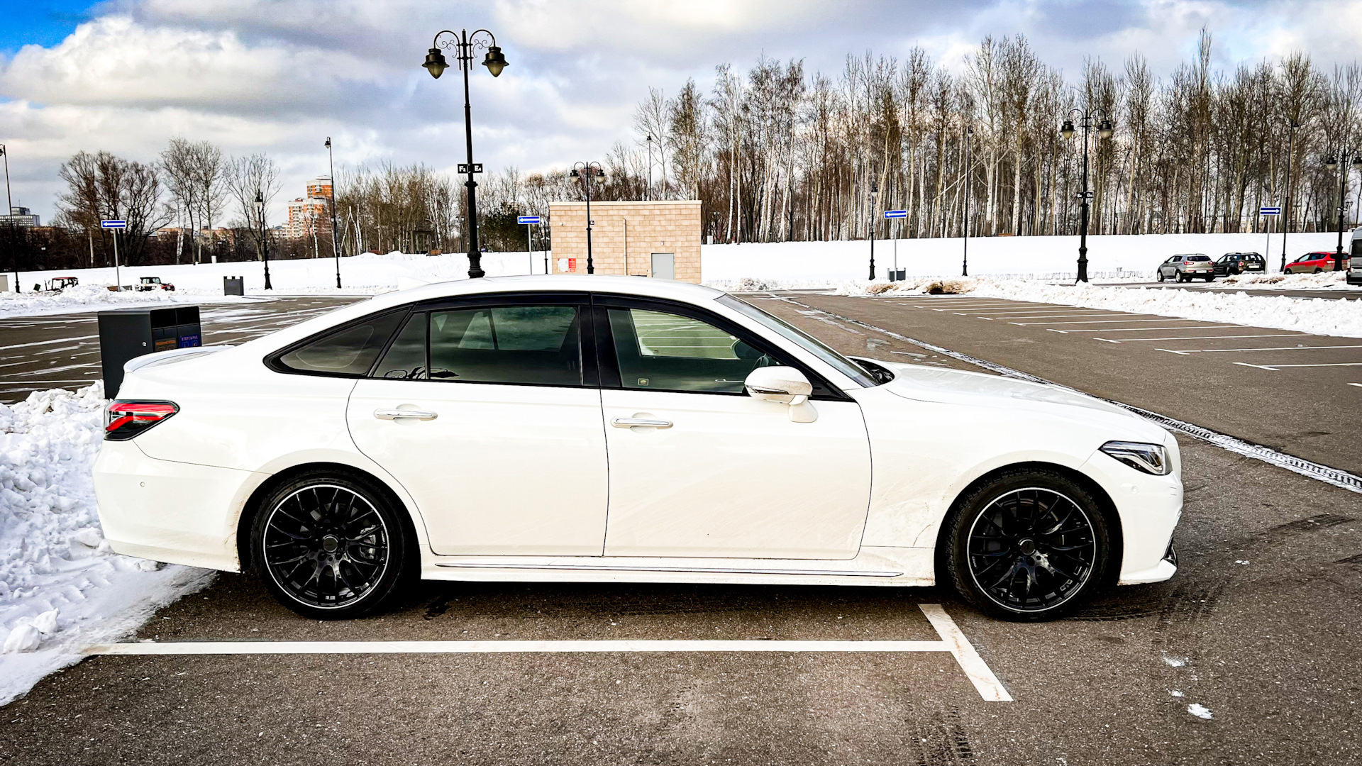 Toyota Crown (S220) 3.5 гибридный (Plug-in) 2019 | RS (3500 cc 359 hp RWD) на DRIVE2