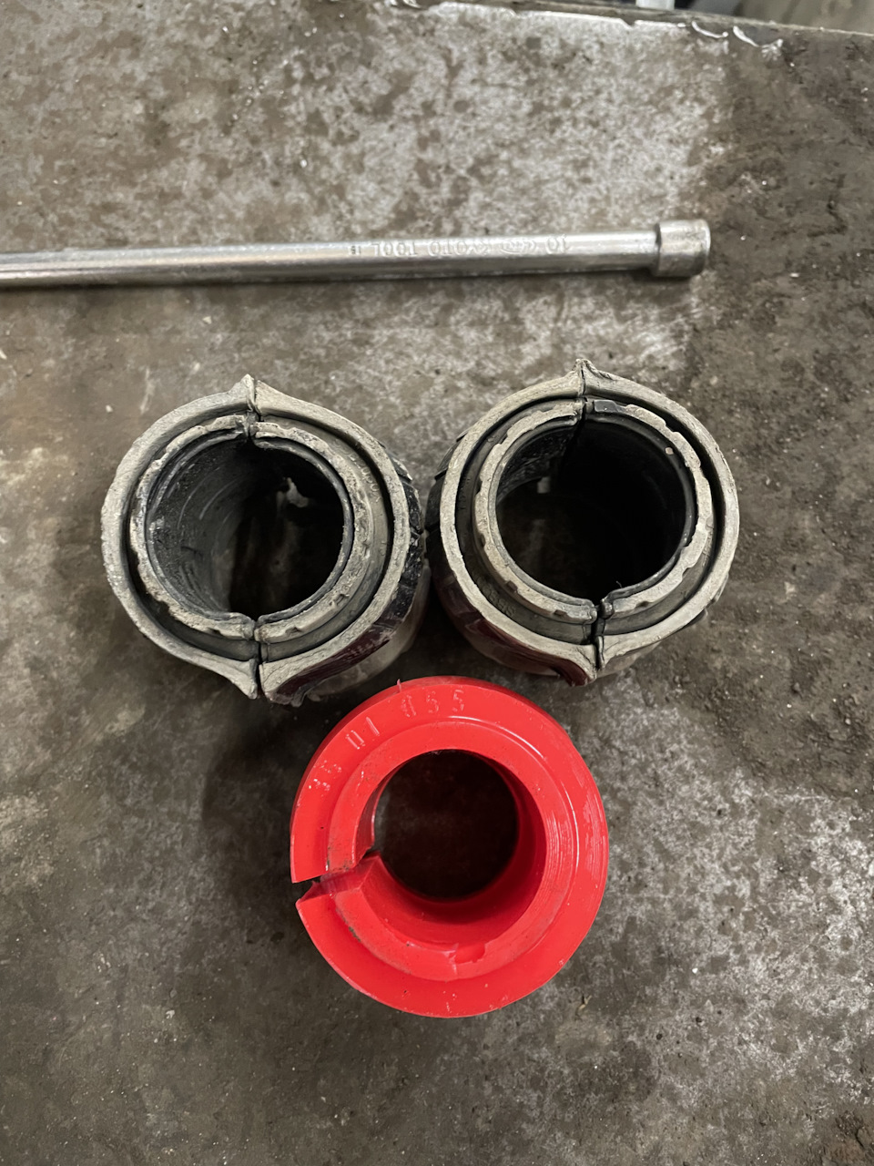 Втулки — Volkswagen Touareg (2G), 3 л, 2011 года | запчасти | DRIVE2