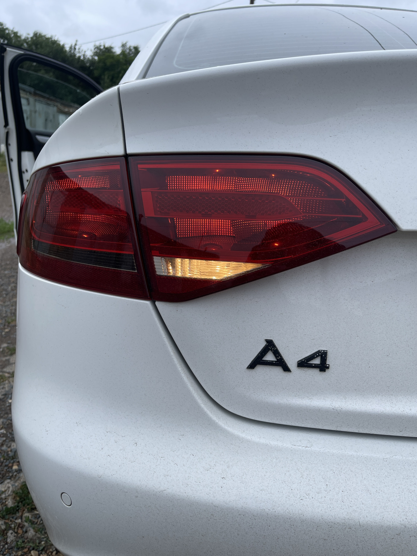 Галоген проверка ламп Audi a4 b8 — Audi A4 (B8), 2 л, 2010 года ...