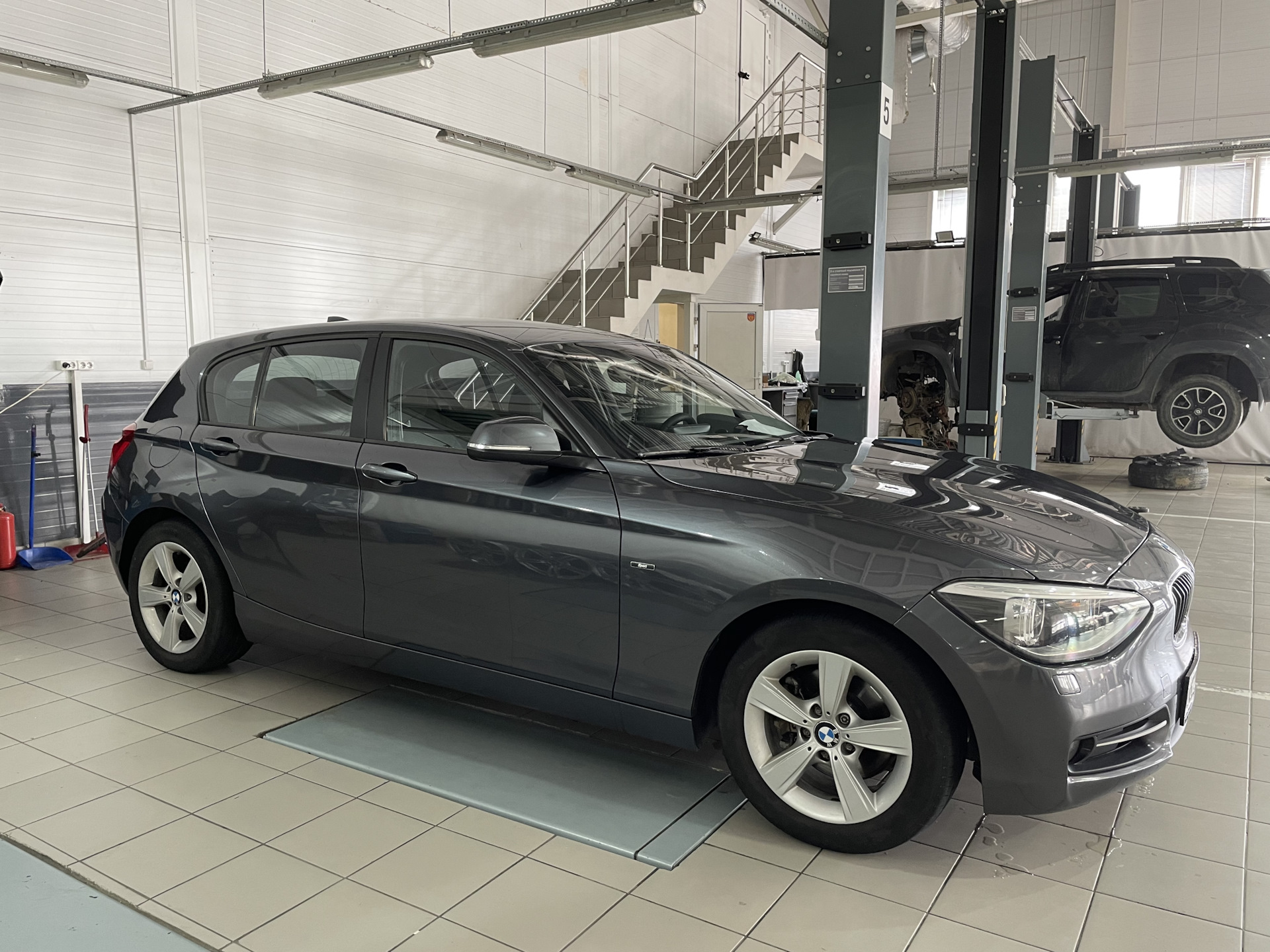 Новые диски и шины — BMW 1 series (F20), 1,6 л, 2012 года | колёсные диски | DRIVE2