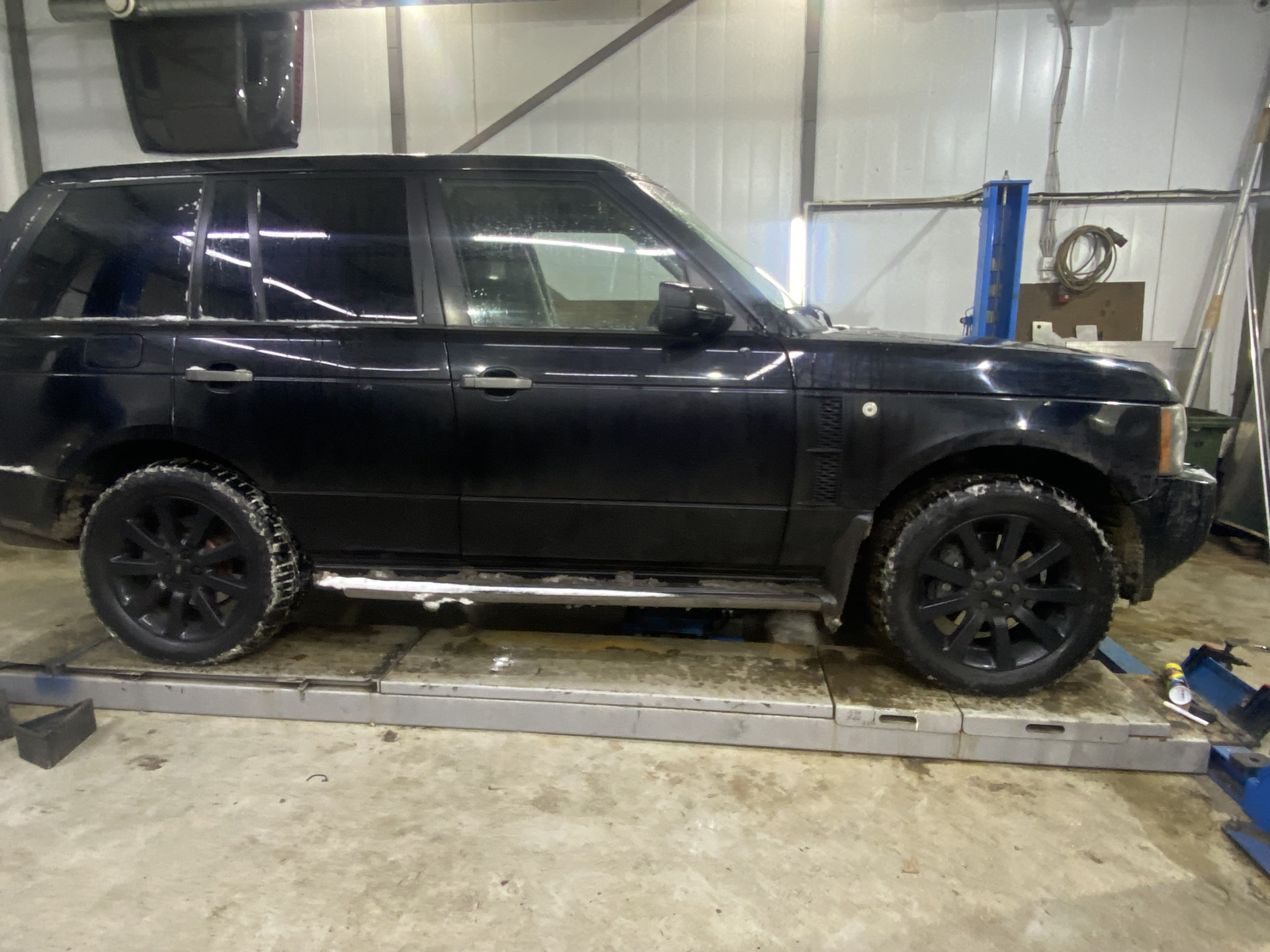 Задние суппорта и ручки дверей — Land Rover Range Rover (3G), 4,2 л ...